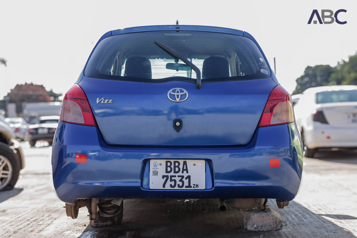 2007 Toyota Vitz 1.3i Hatchback