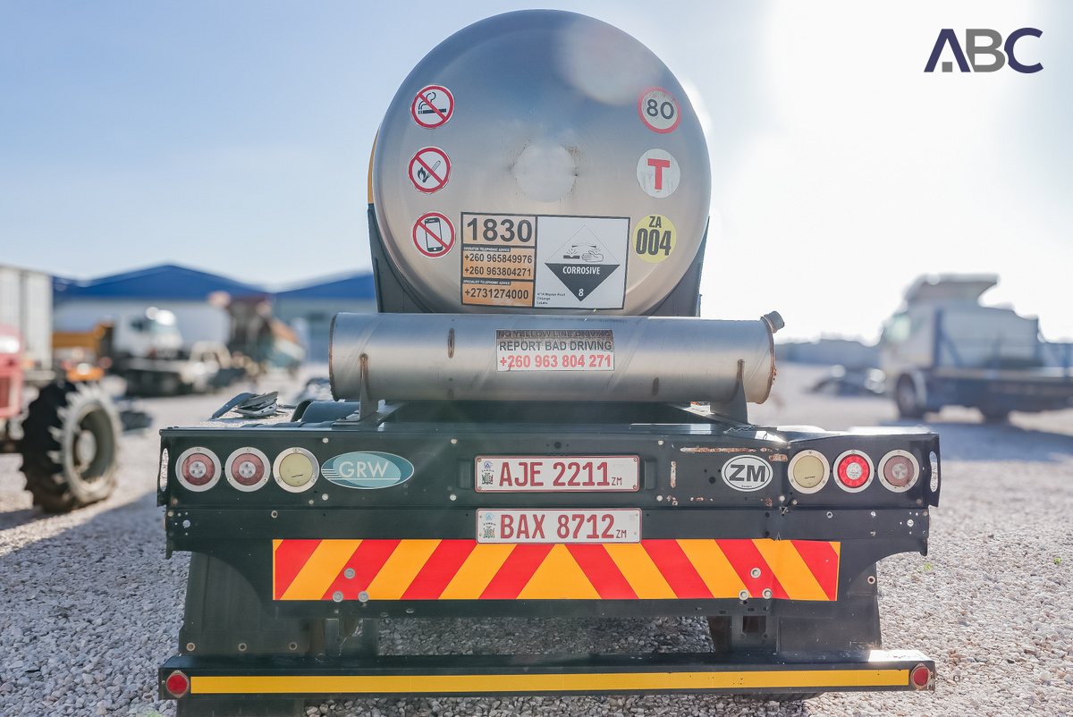 2018 GRW 22,500L Tridem Semi Stainless Steel Acid Tanker