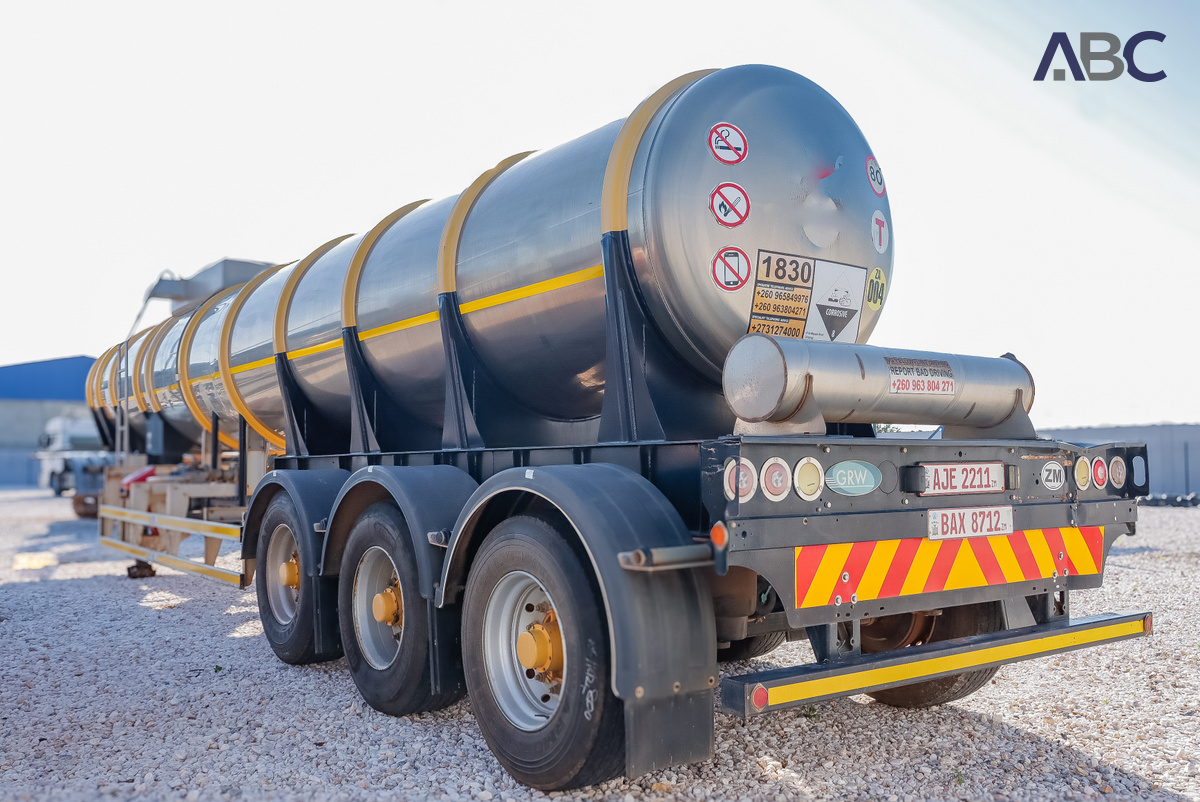 2018 GRW 22,500L Tridem Semi Stainless Steel Acid Tanker