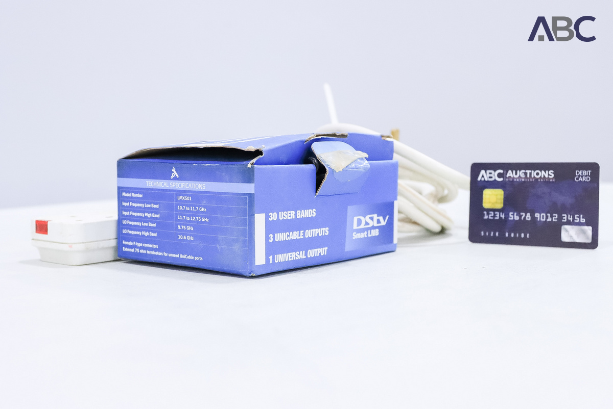 DSTV Smart LNB Decoder & Adapter (2 Piece) (1 Lot)