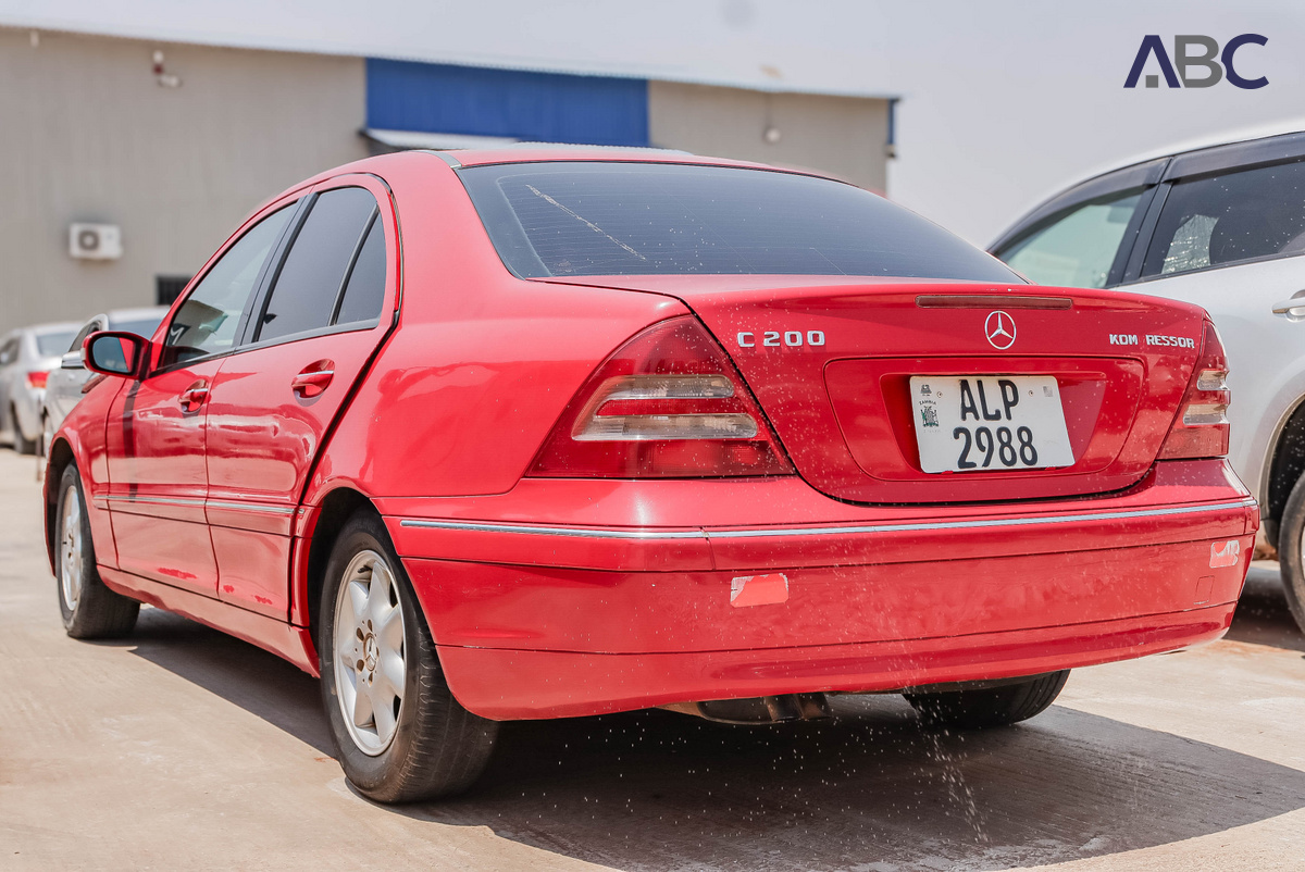 2001 Mercedes-Benz C-Class C200 Sedan