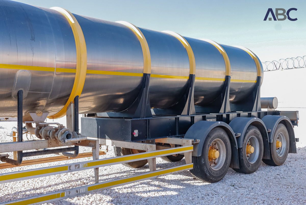 2018 GRW 22,500L Tridem Semi Stainless Steel Acid Tanker