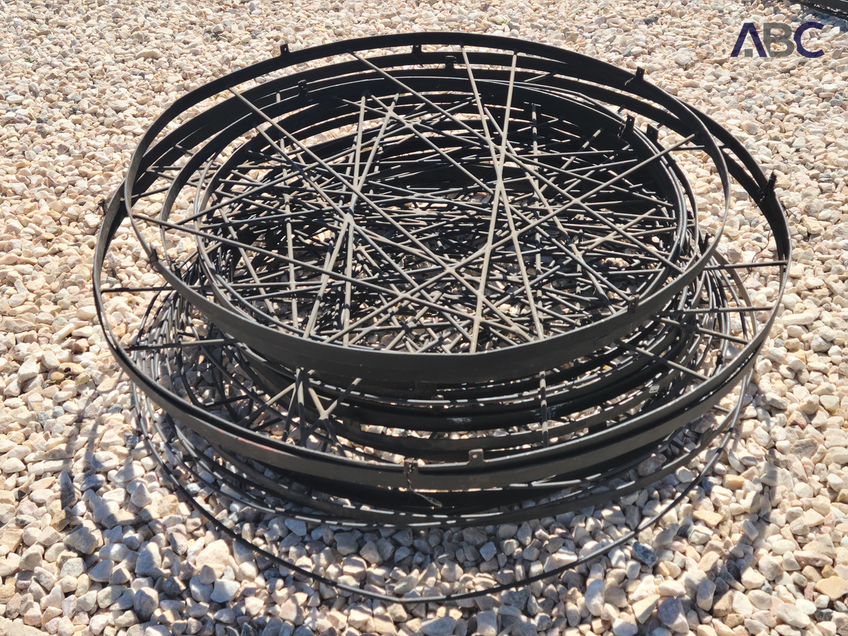 Round Metal Frames (1 Lot)